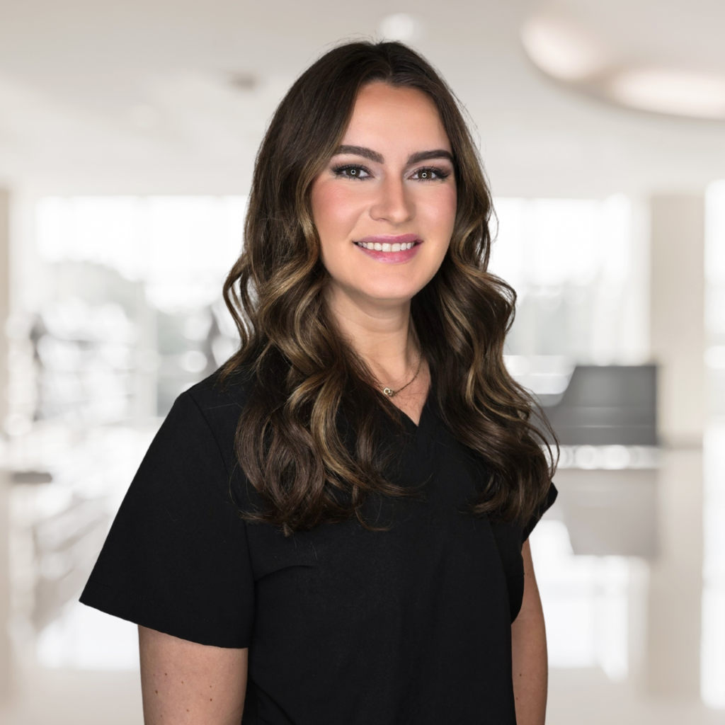 Clarisa Oliveira, Aesthetician - Total Med Solutions